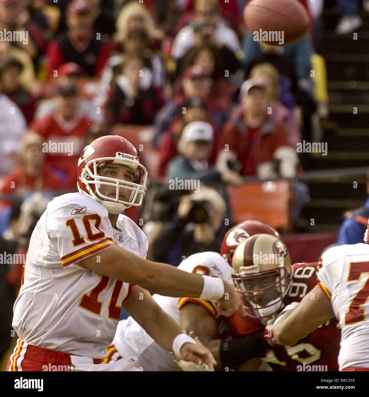 Kansas city chiefs helmet hi-res stock photography and images - Alamy