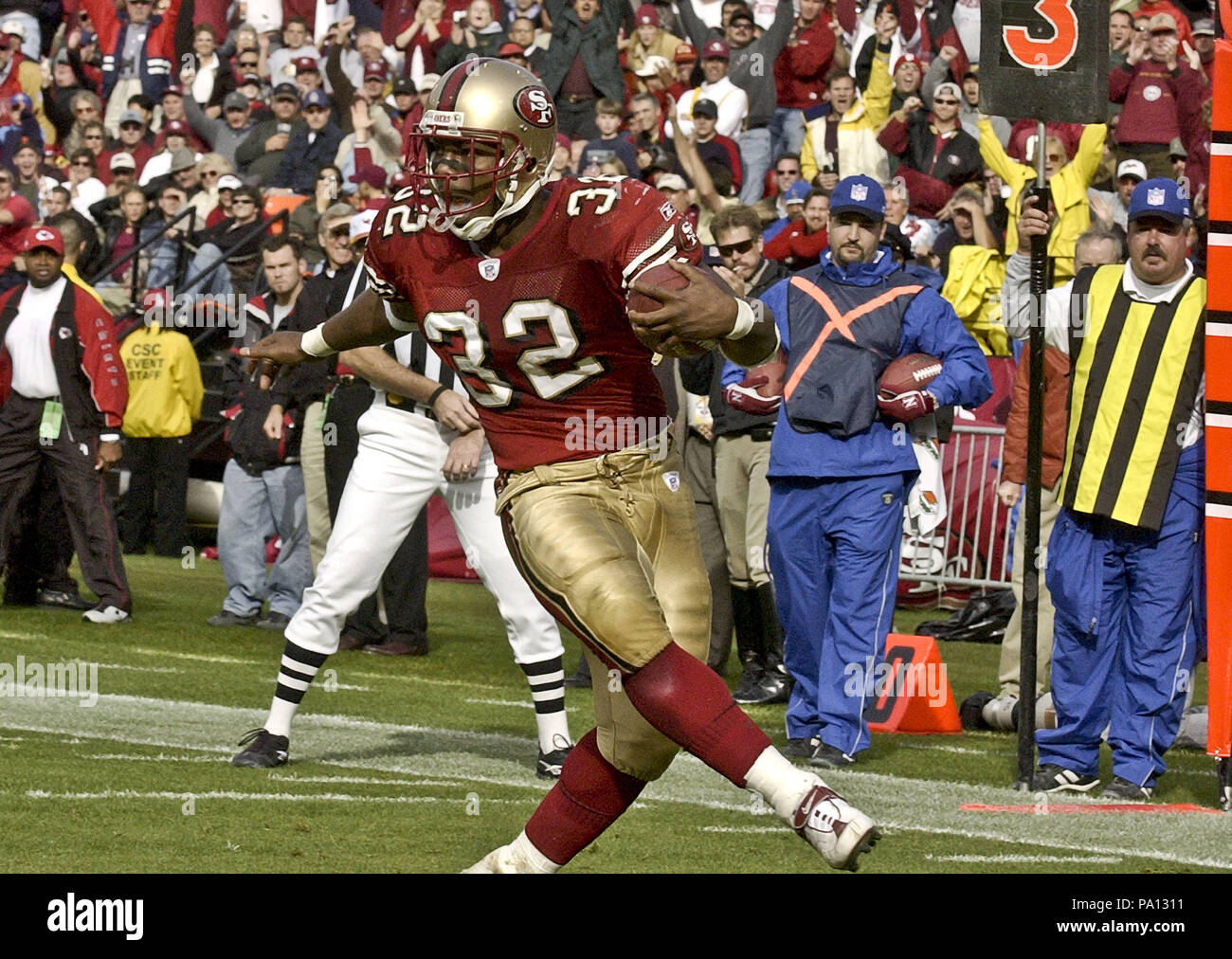 San Francisco, California, USA. 10th Nov, 2002. San Francisco 49ers ...