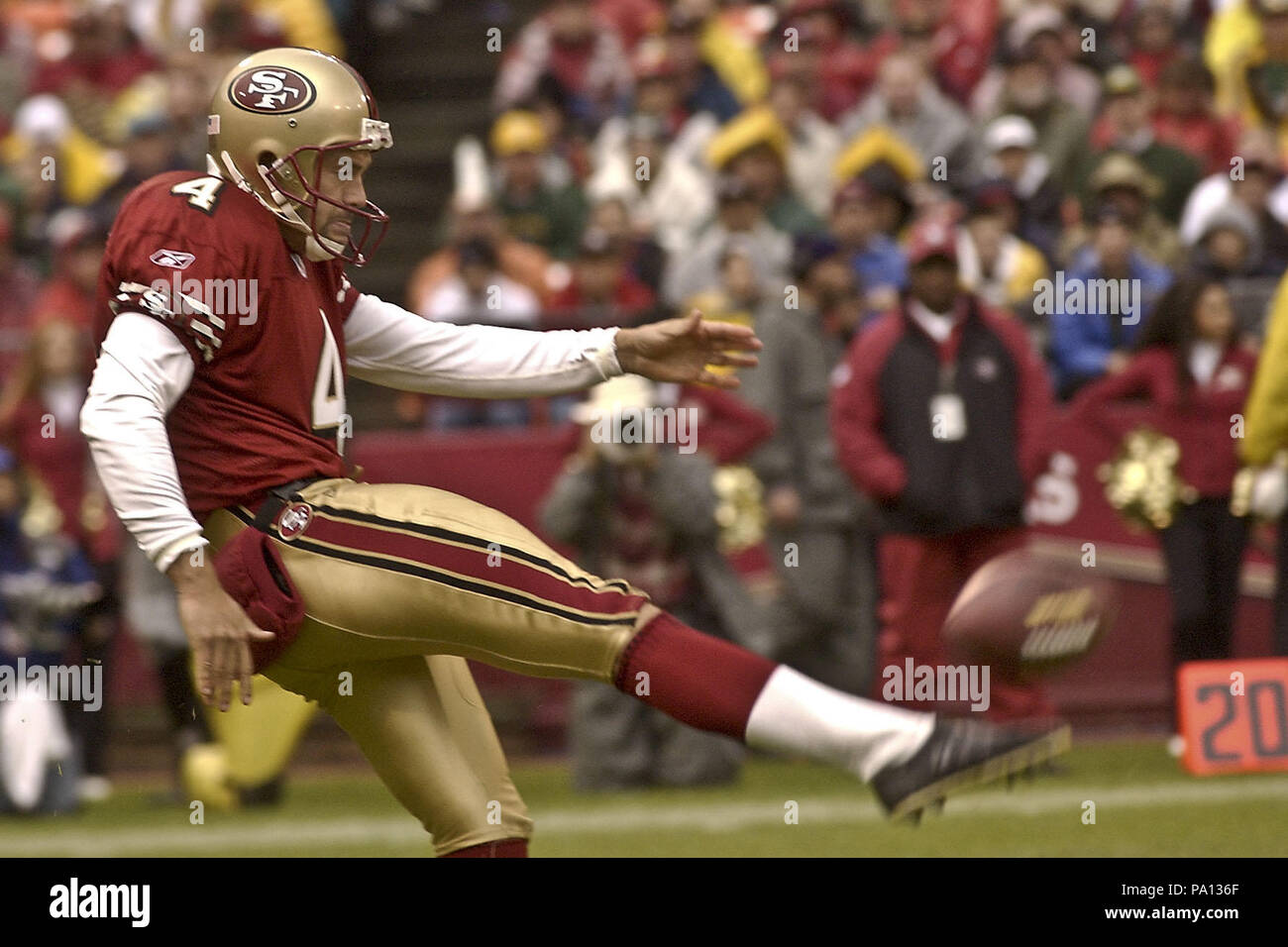 December 15, 2002 hi-res stock photography and images - Alamy