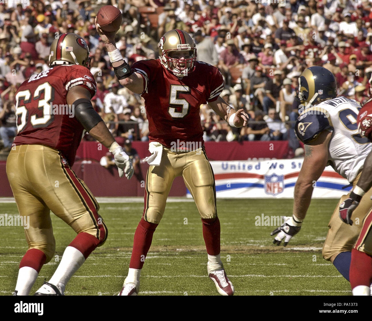 San Francisco, California, USA. 6th Oct, 2002. San Francisco 49ers ...