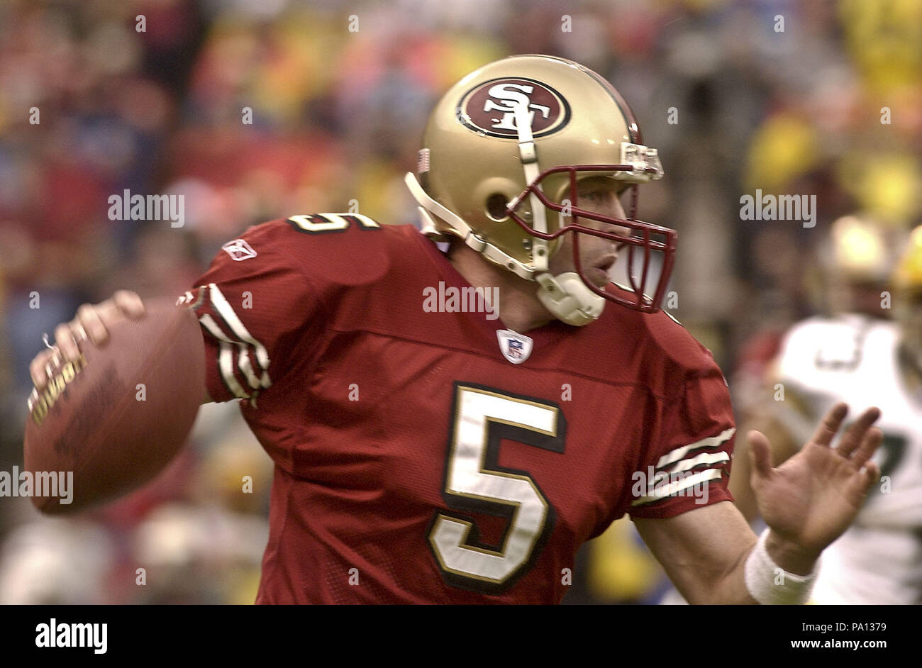 Green bay packers helmet hi-res stock photography and images - Alamy