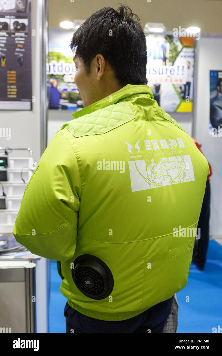 Fan powered jacket hi-res stock photography and images - Alamy