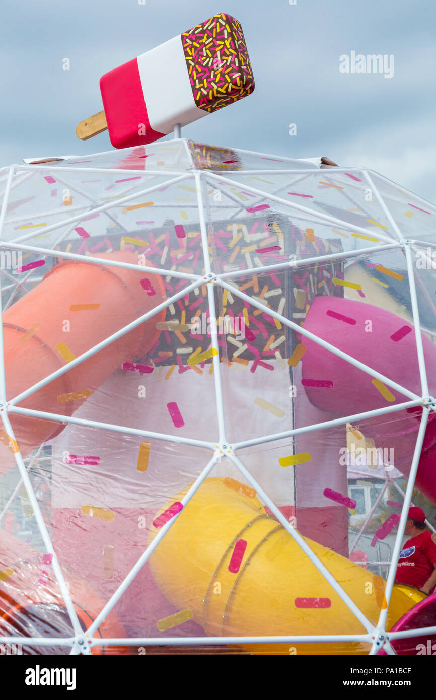 Fab lolly hi-res stock photography and images - Alamy