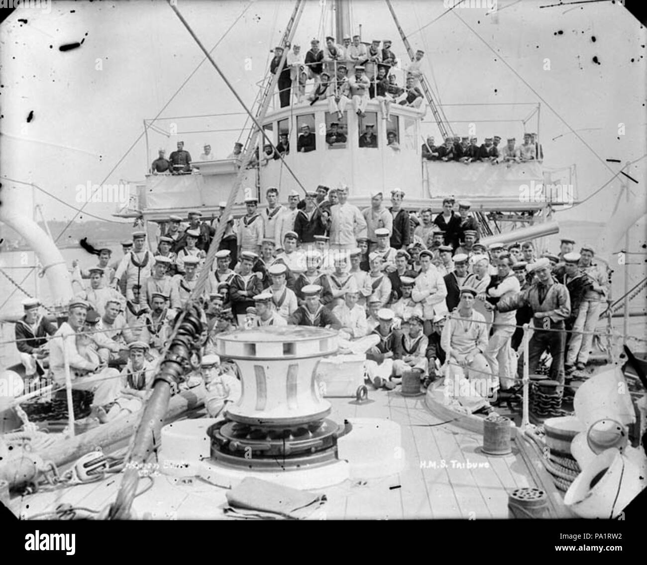 Crew ship technology Black and White Stock Photos & Images - Alamy
