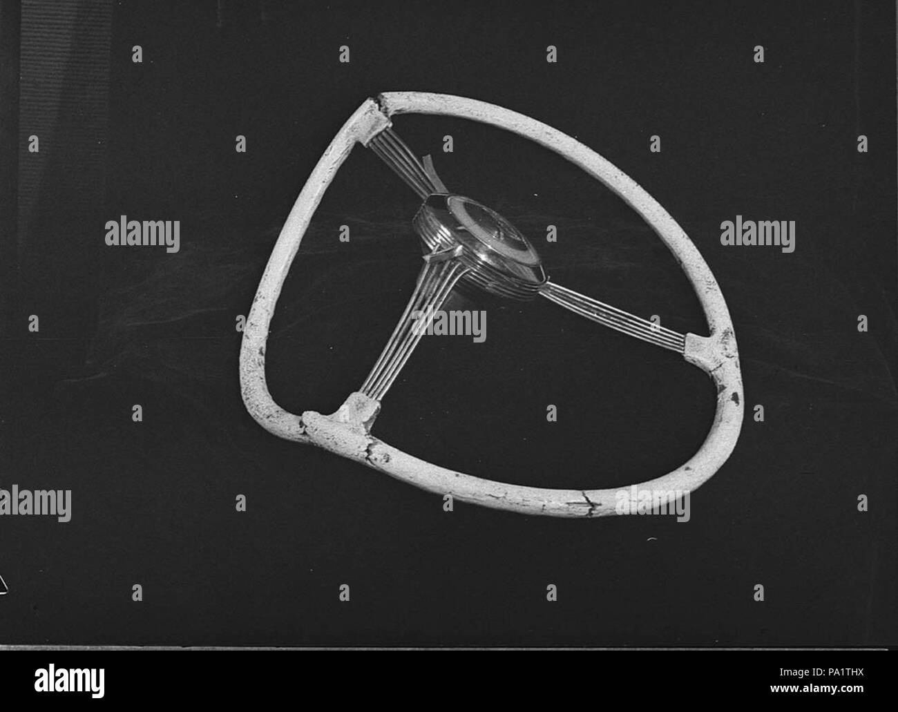 Steering wheel column Black and White Stock Photos & Images - Alamy