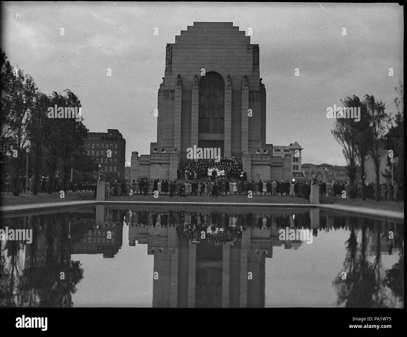 252 SLNSW 28499 Sunrise service Pool of Remembrance Anzac Memorial Hyde ...