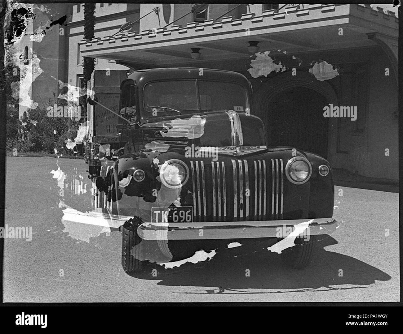 Cargo crates Black and White Stock Photos & Images - Alamy