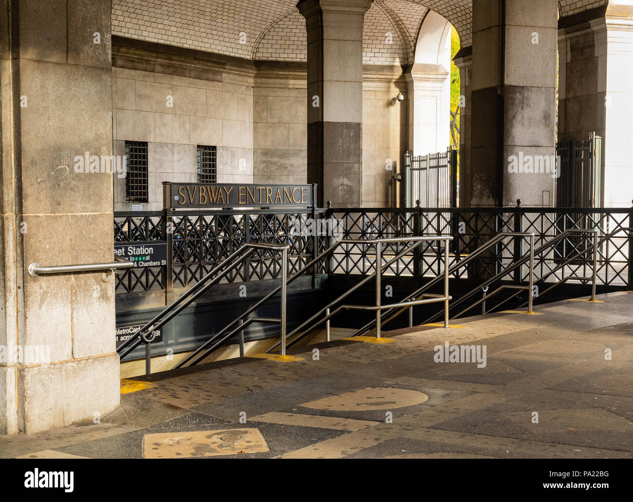 Chambers Street Subway New York Stock Photos & Chambers Street Subway ...