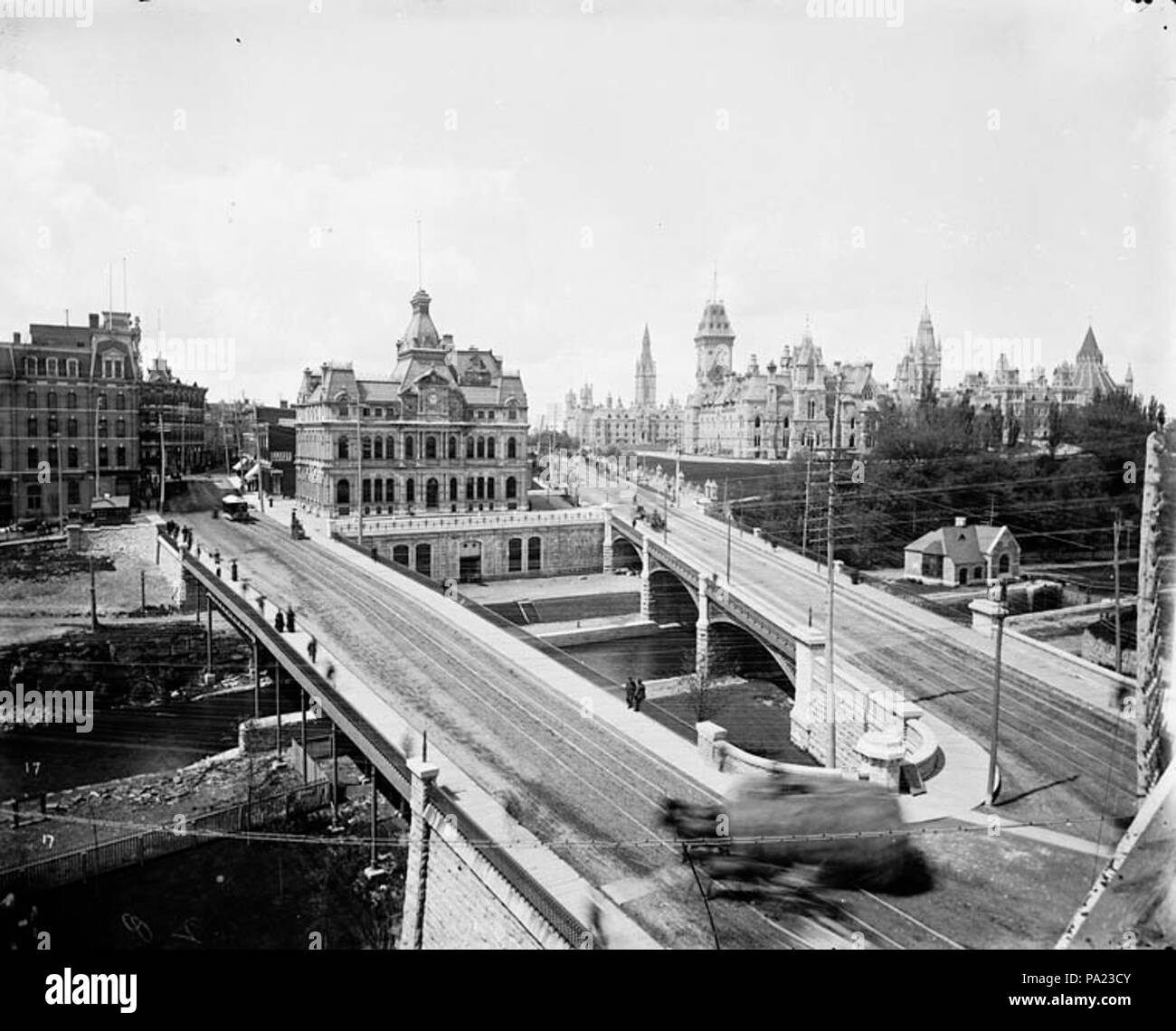 189 Ottawa Post Office Sappers Bridge Dufferin Bridge2 Stock Photo - Alamy