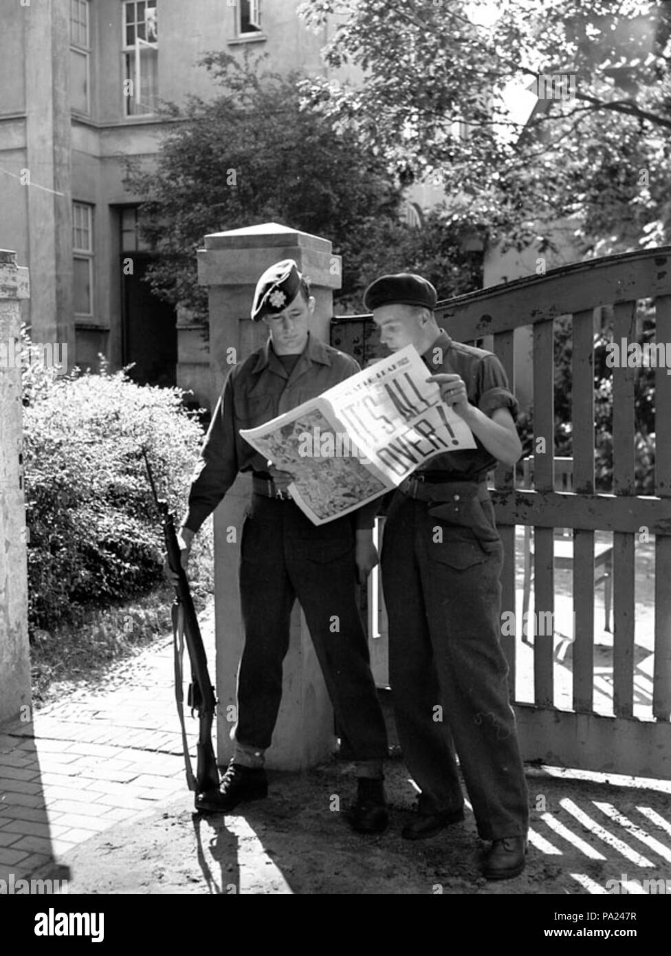 Victory day 1945 Black and White Stock Photos & Images - Alamy