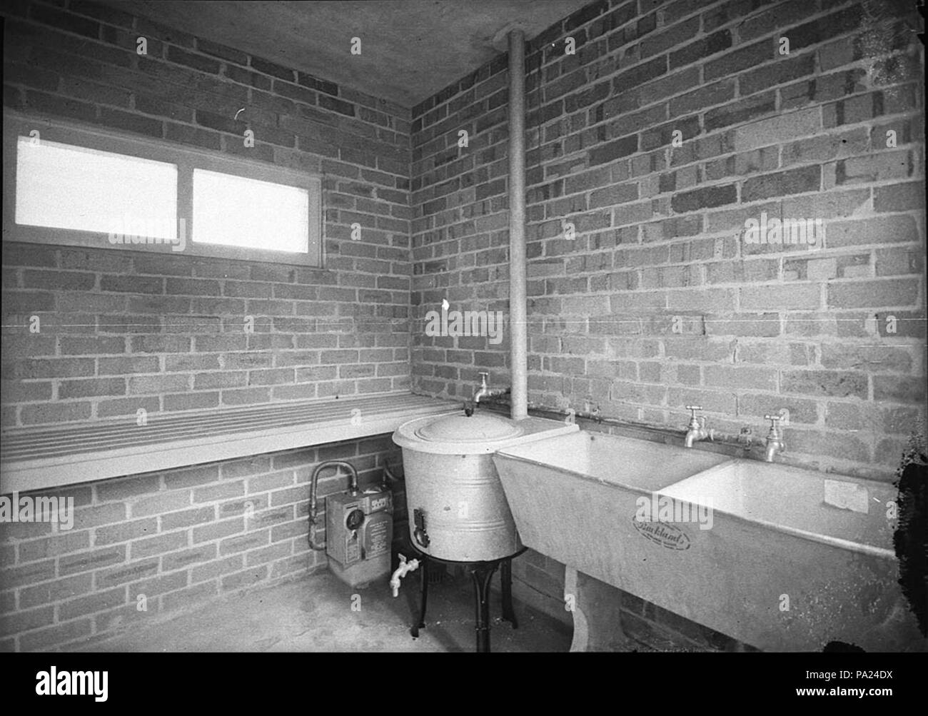 Housing policy Black and White Stock Photos & Images - Alamy