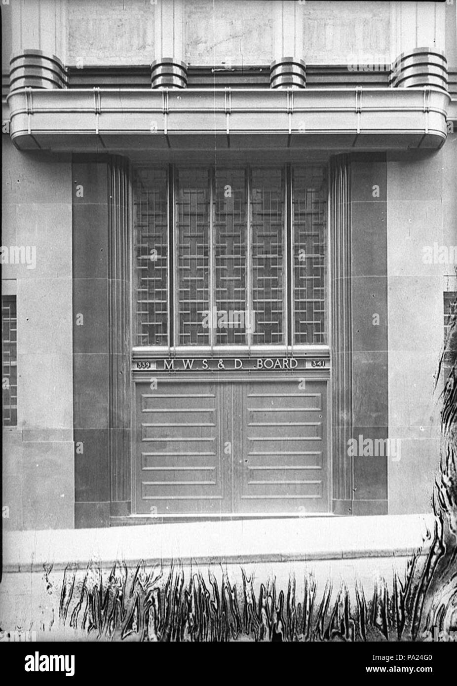 Supply building Black and White Stock Photos & Images - Alamy