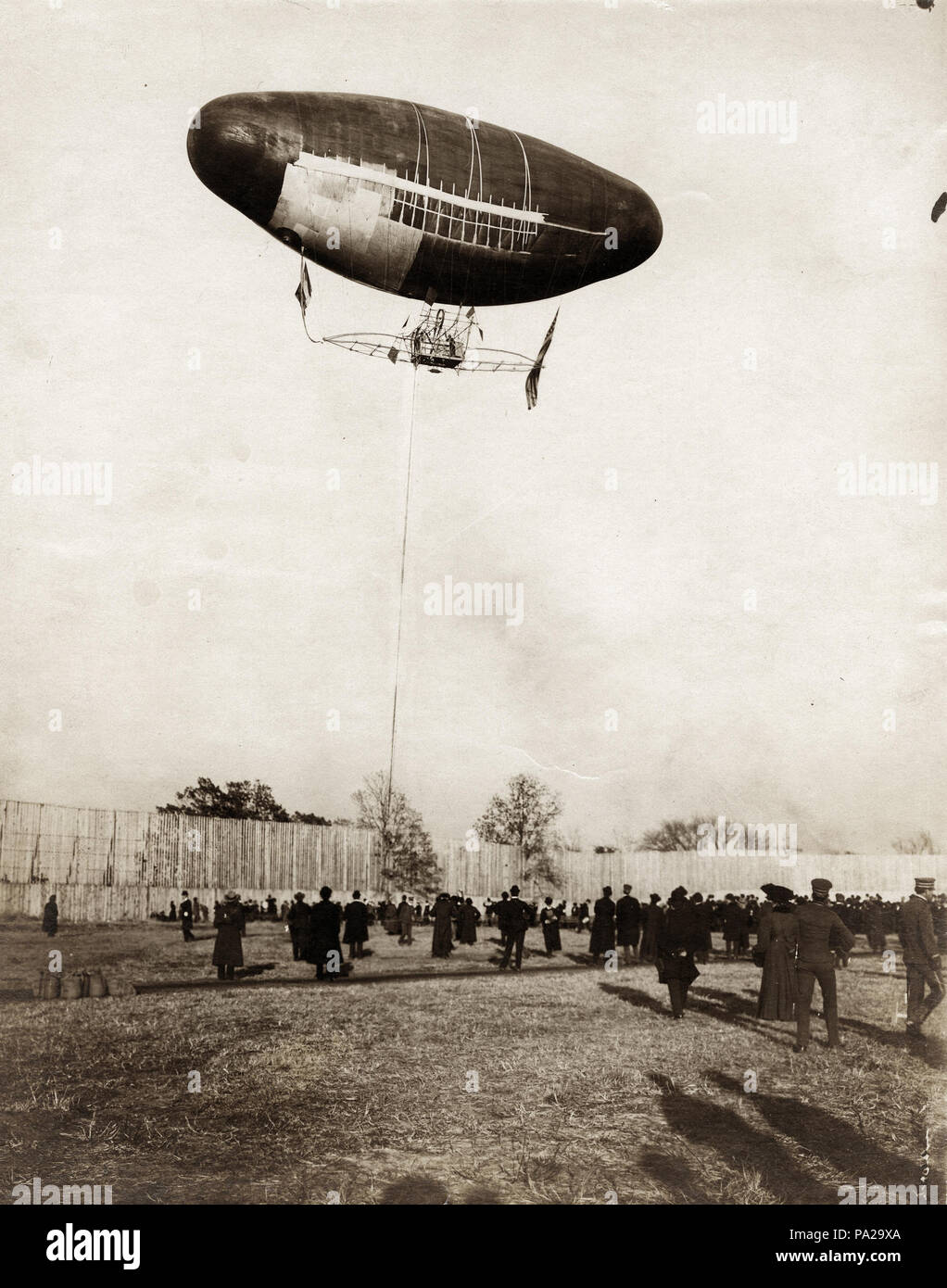 669 Francois Airship in trial flight at the Department of ...