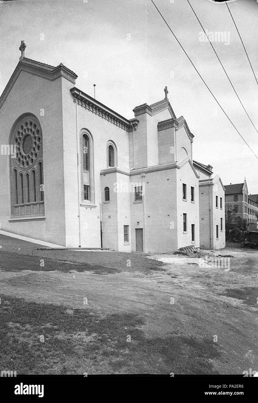 Large marble building Black and White Stock Photos & Images - Alamy