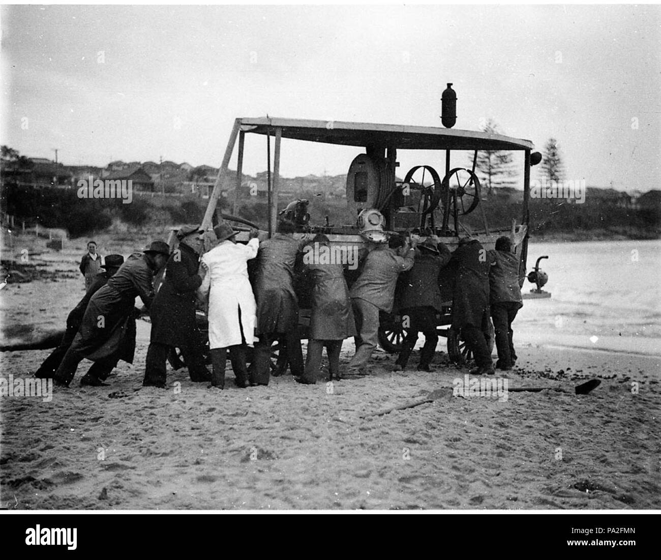 Rig equipment Black and White Stock Photos & Images - Alamy