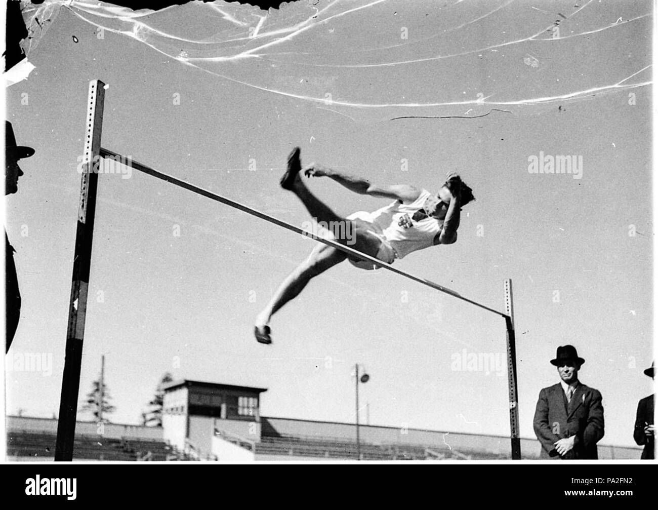 High jump athletics hi-res stock photography and images - Alamy