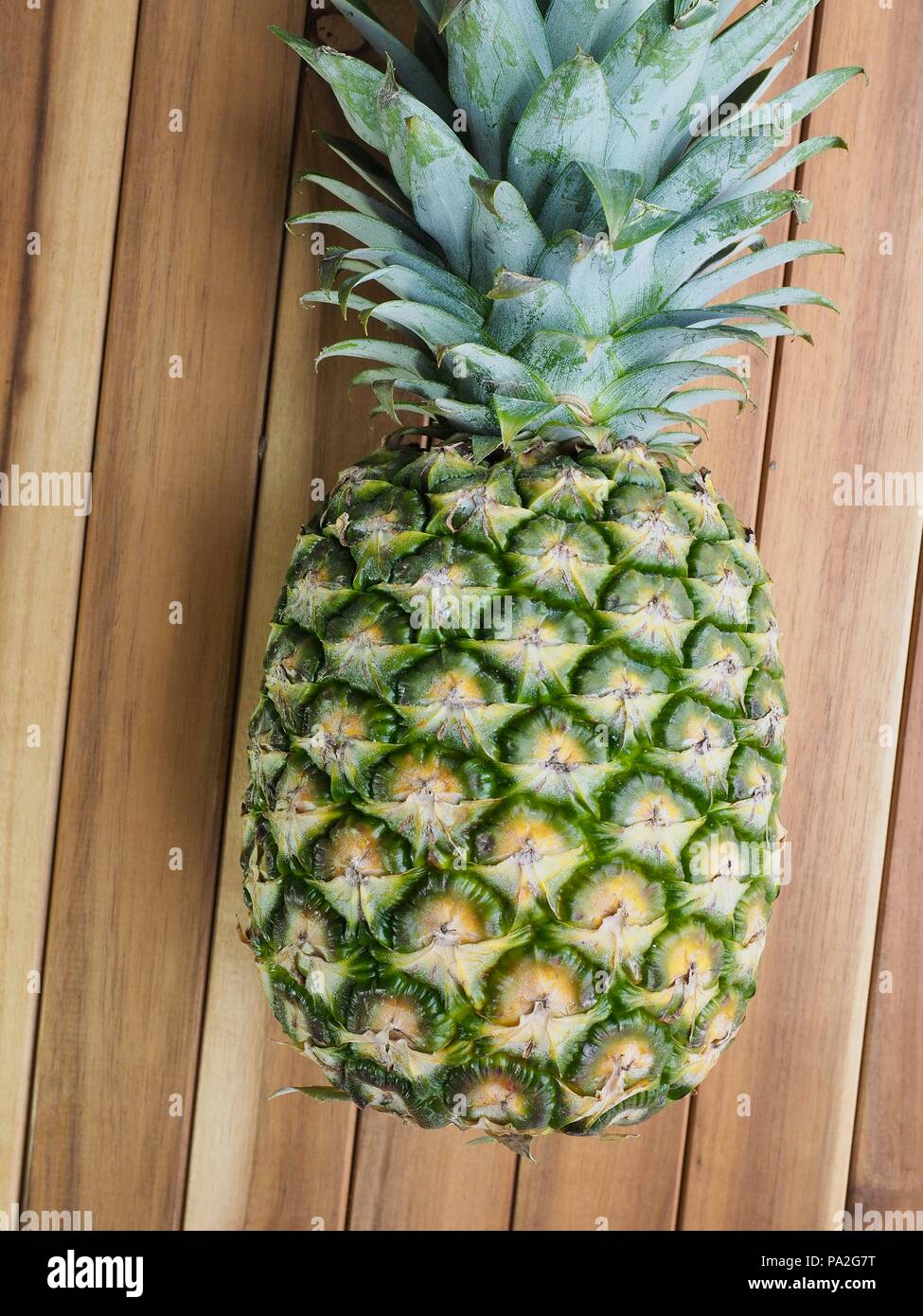 Fresh tropical fruit pineapple Stock Photo - Alamy