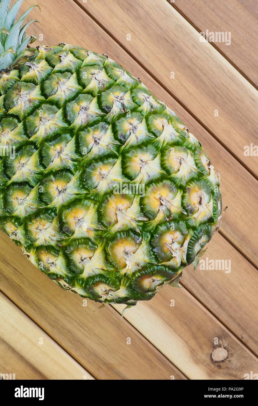 Fresh tropical fruit pineapple Stock Photo - Alamy