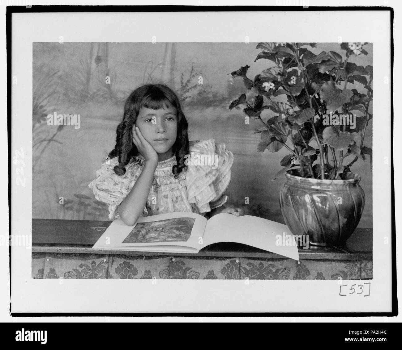 Head and shoulders pose Black and White Stock Photos & Images - Alamy