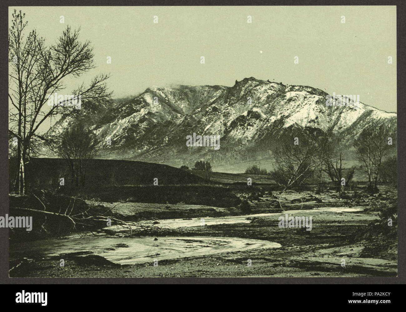 Cheyenne mountain military base hi-res stock photography and images - Alamy