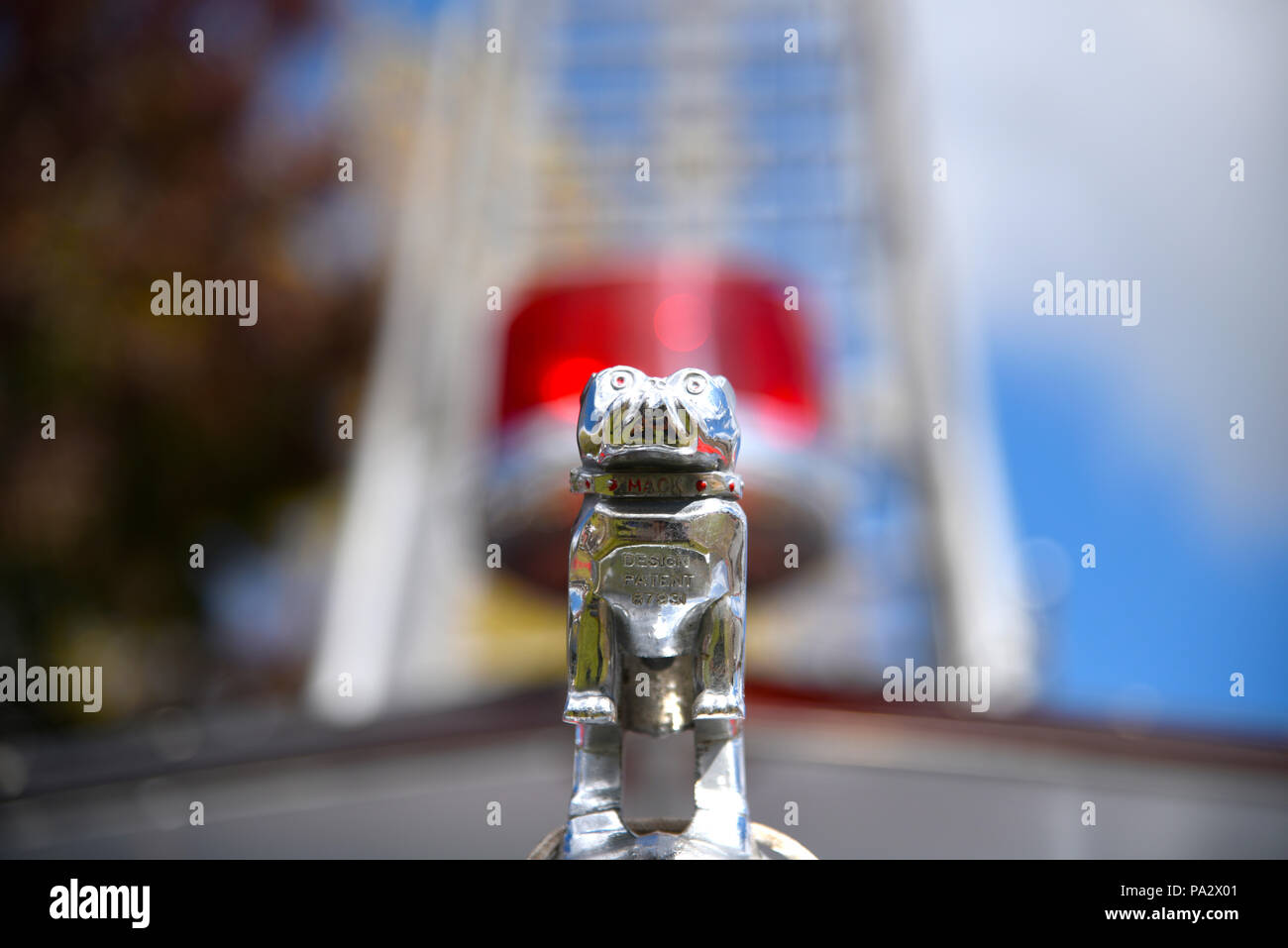 1958 B85 thermodyne Mack fire engine at the glen innes vintage truck ...