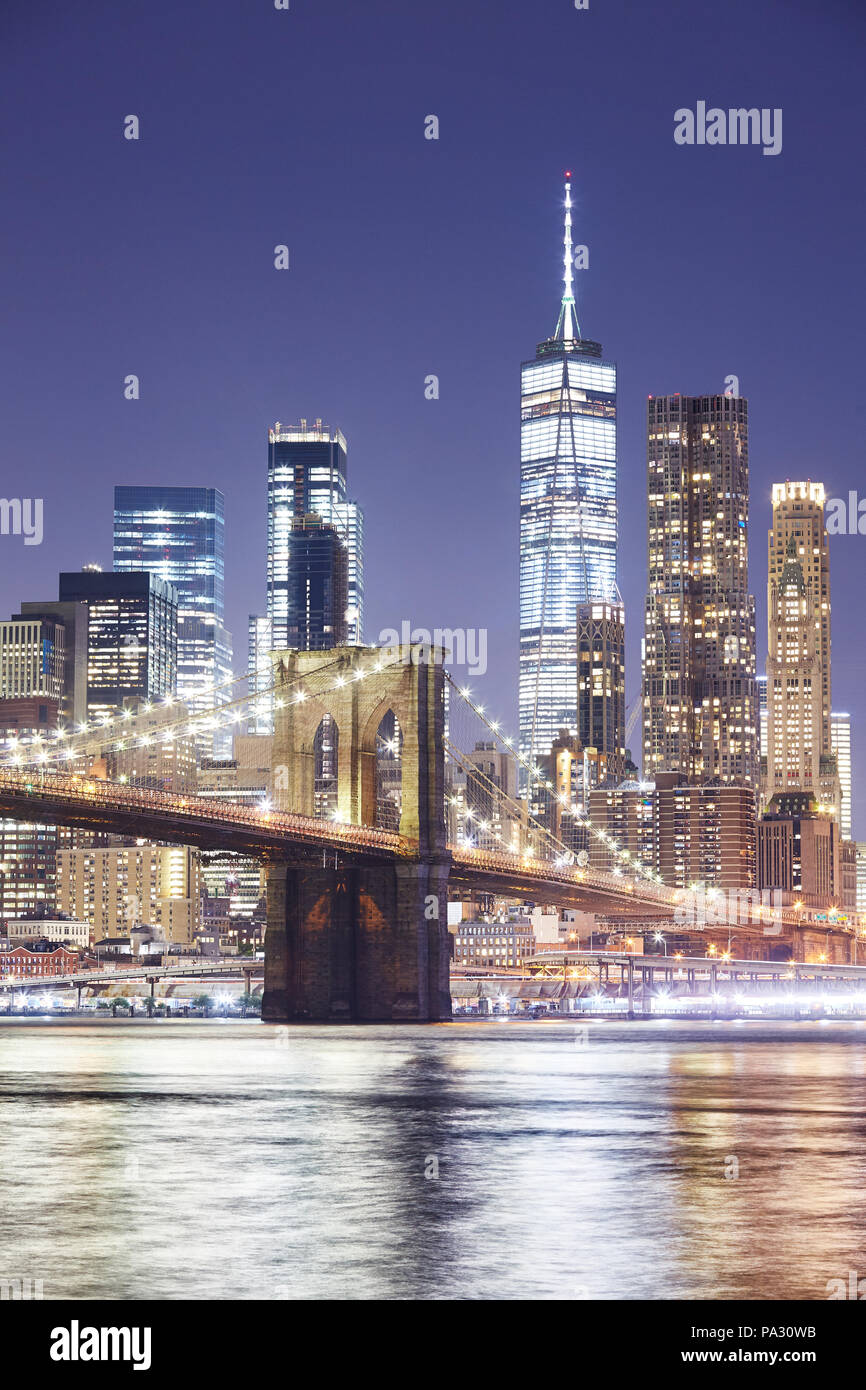 City skyline glow hi-res stock photography and images - Alamy
