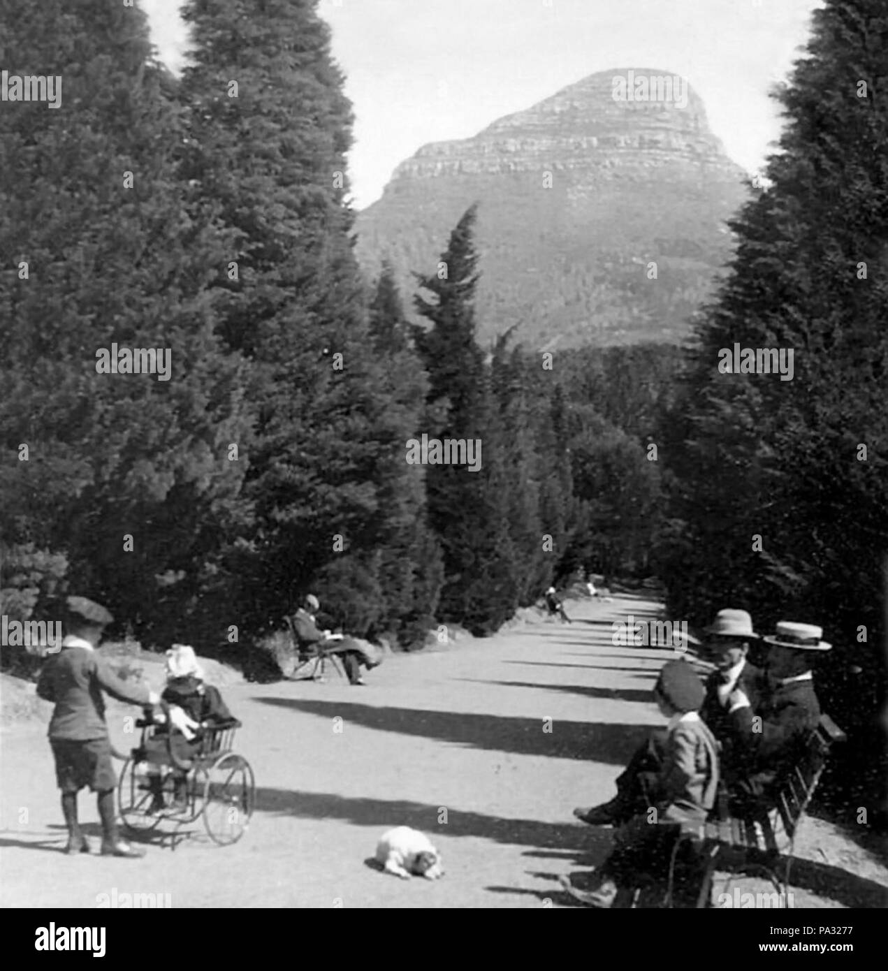 1898 park Black and White Stock Photos & Images - Alamy