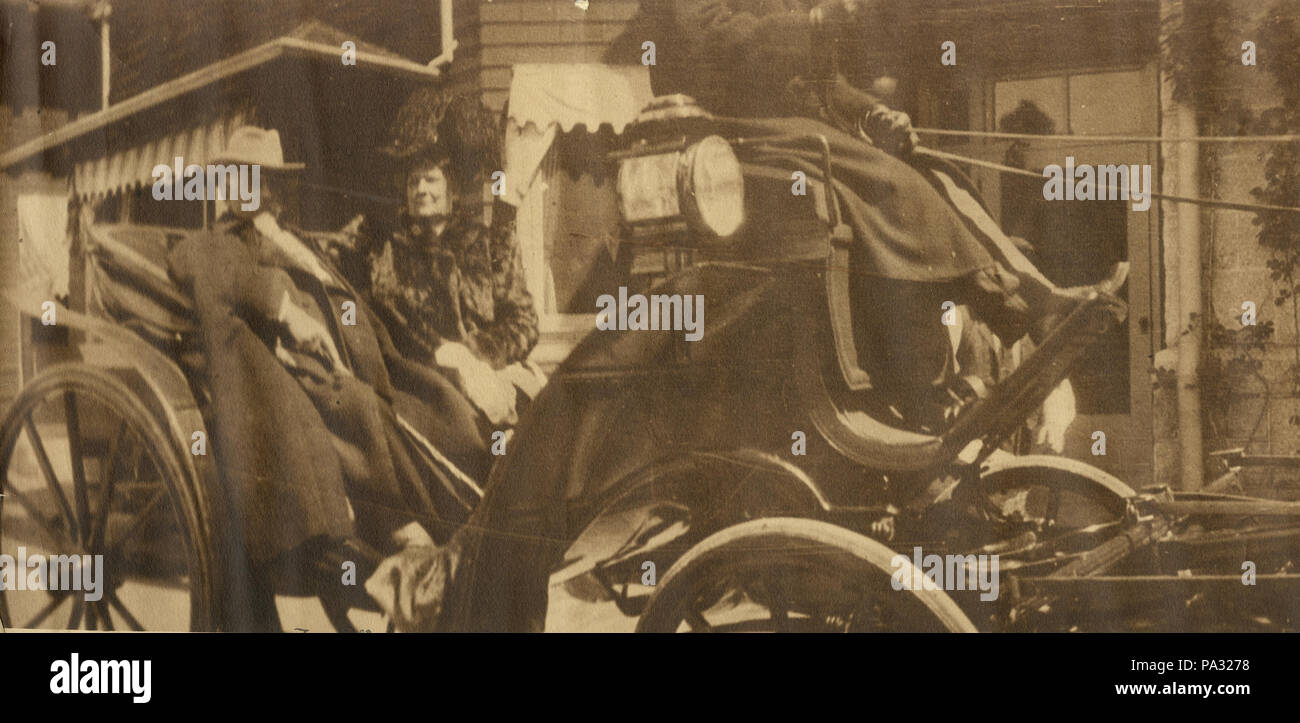 101 Adolphus Busch and Lilly Busch in a carriage, 28 March 1910 Stock ...
