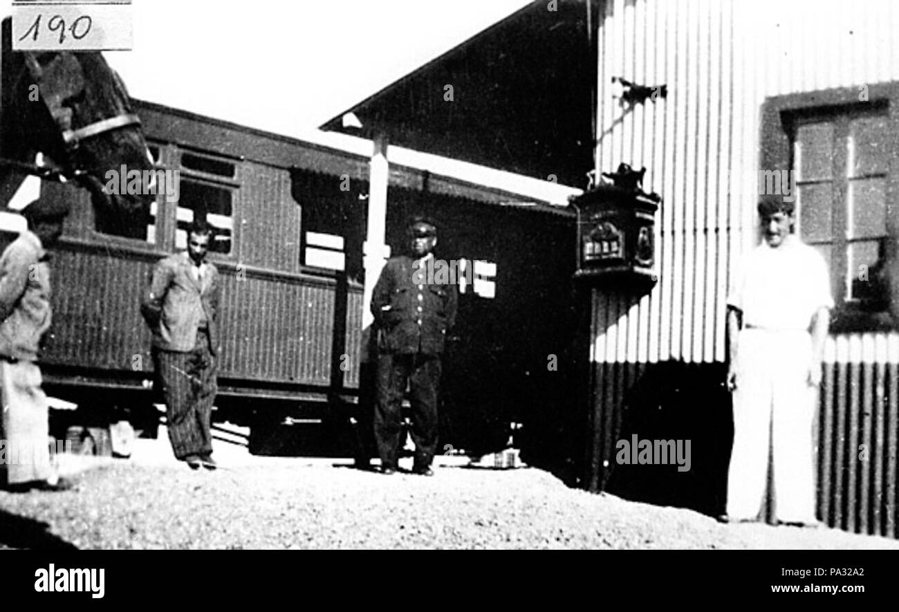 76 service station Black and White Stock Photos & Images - Alamy