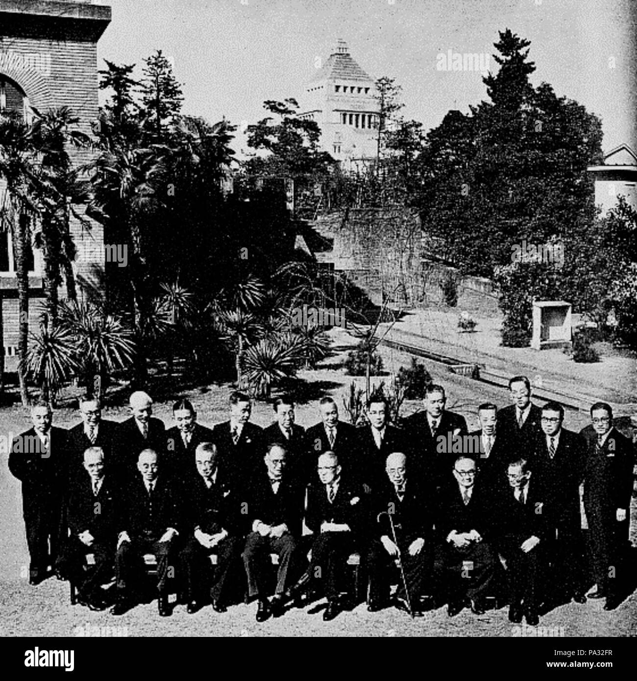 War cabinet Black and White Stock Photos & Images - Alamy