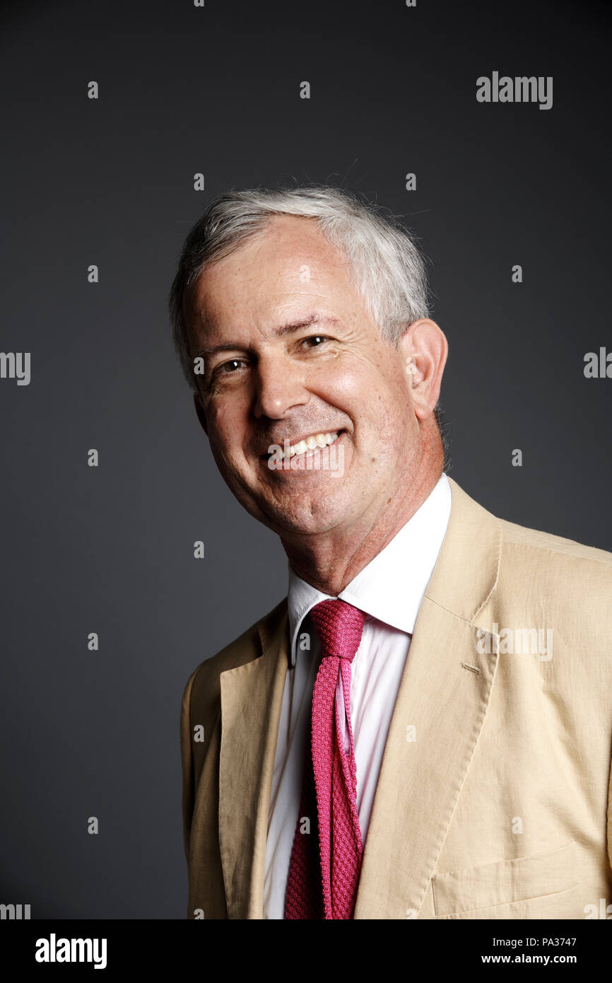 Ferdinand mount harry mount hi-res stock photography and images - Alamy