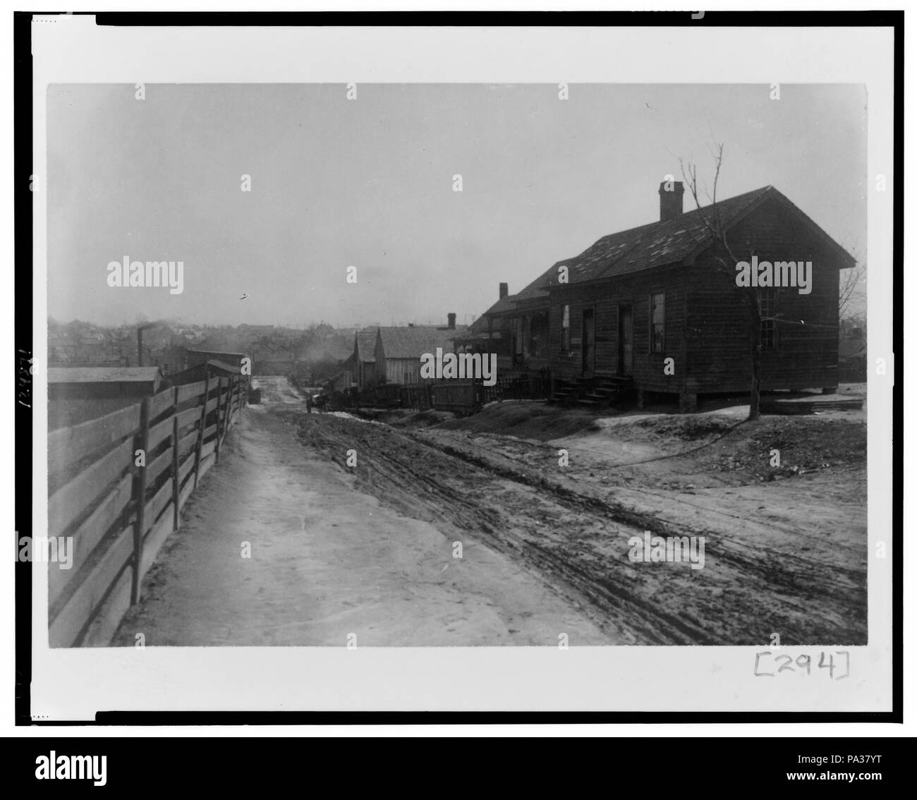 Country road in usa Black and White Stock Photos & Images - Alamy