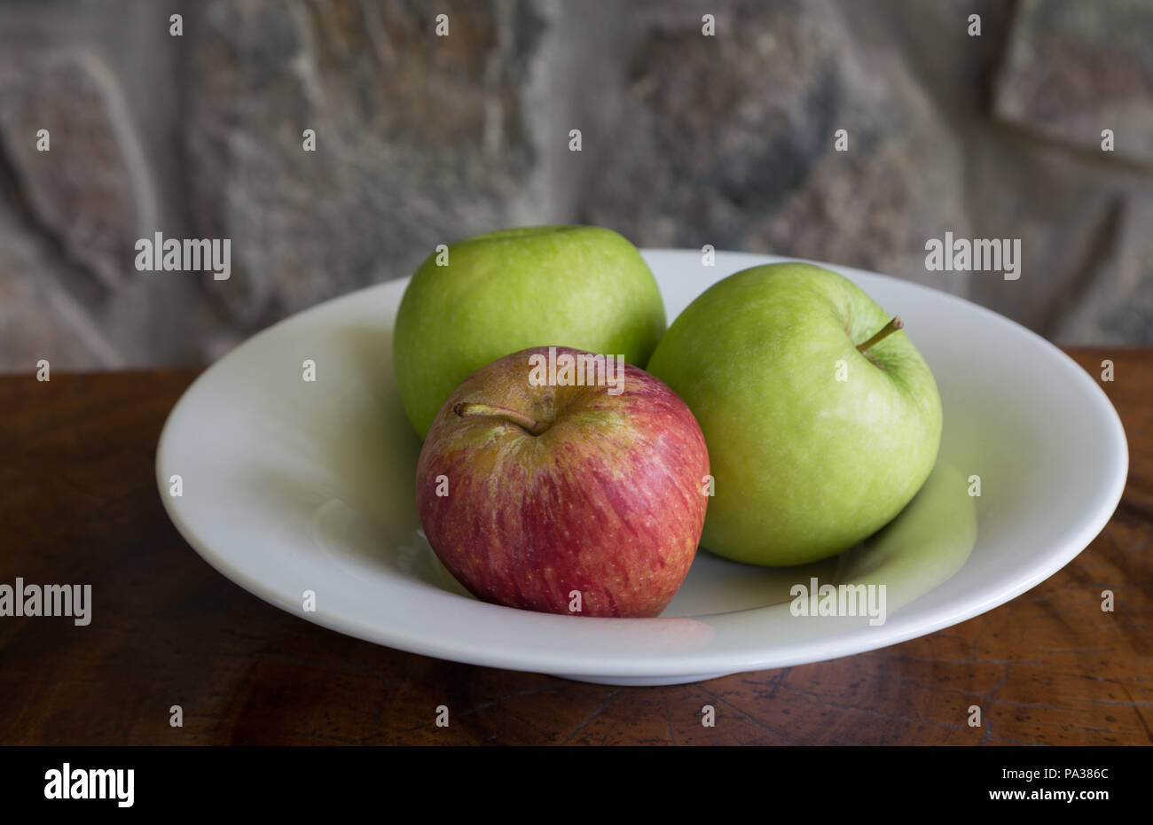 Green apple macro in selective hi-res stock photography and images - Alamy