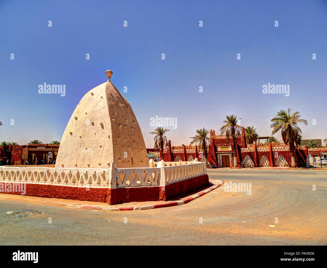 Timimoun hi-res stock photography and images - Alamy