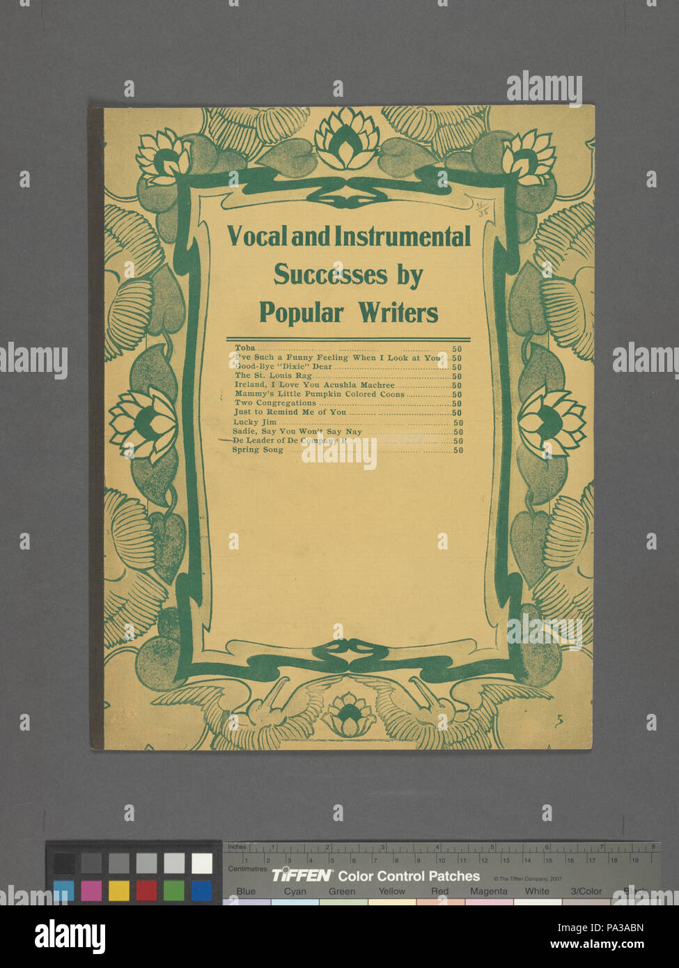 Leader artifact hi-res stock photography and images - Alamy