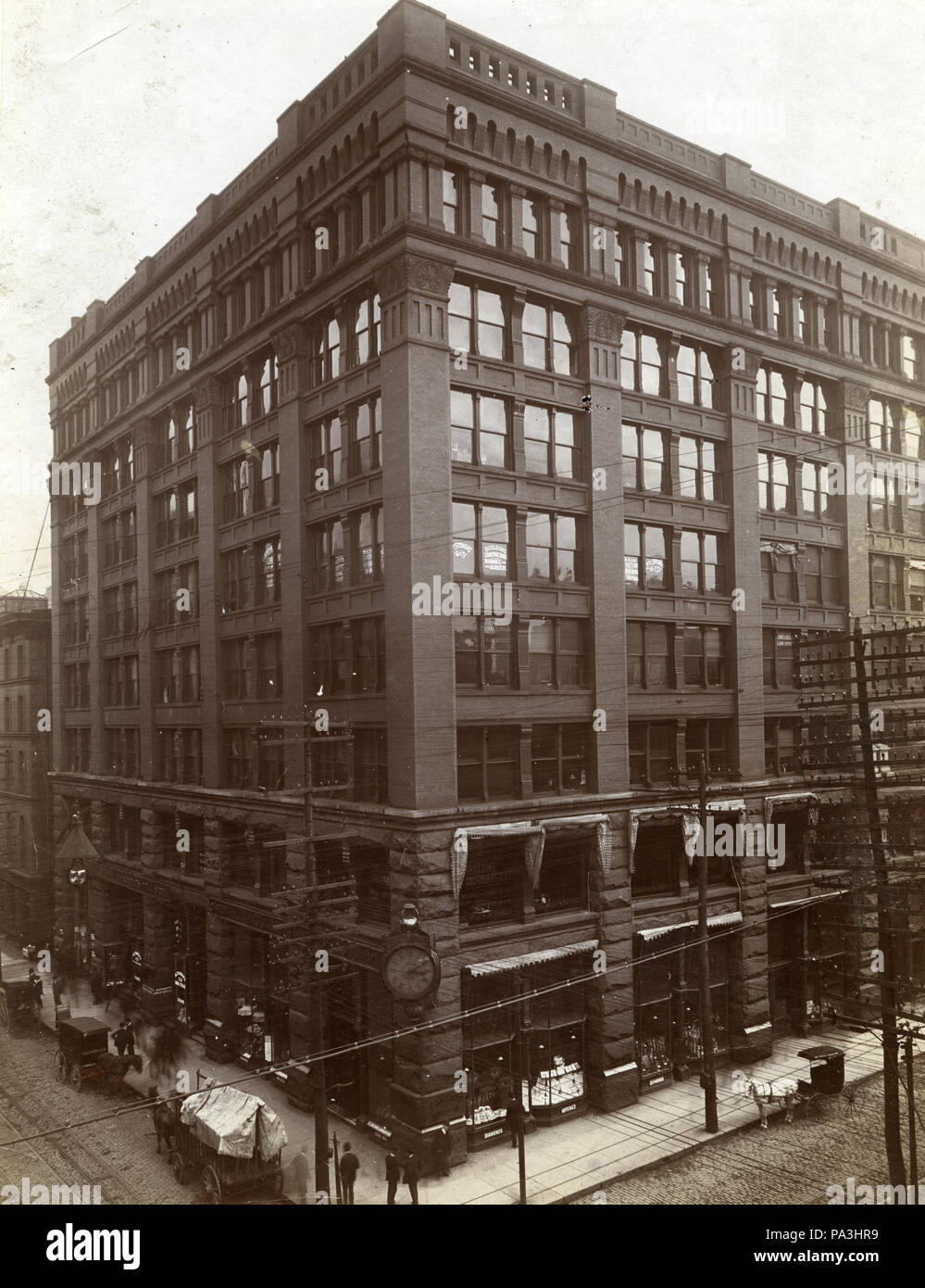 340 commercial buildings city hi-res stock photography and images - Alamy