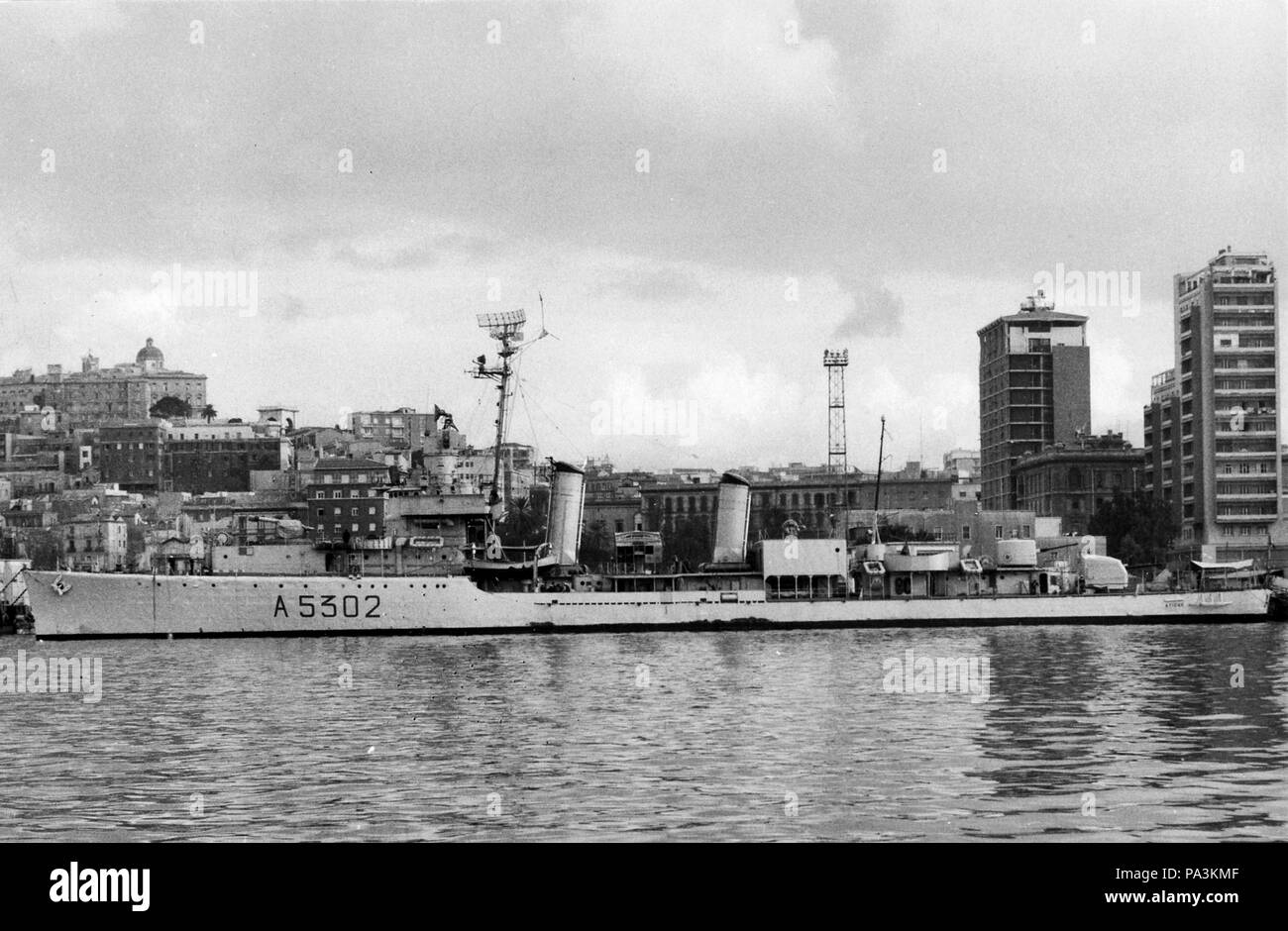 5302 hi-res stock photography and images - Alamy