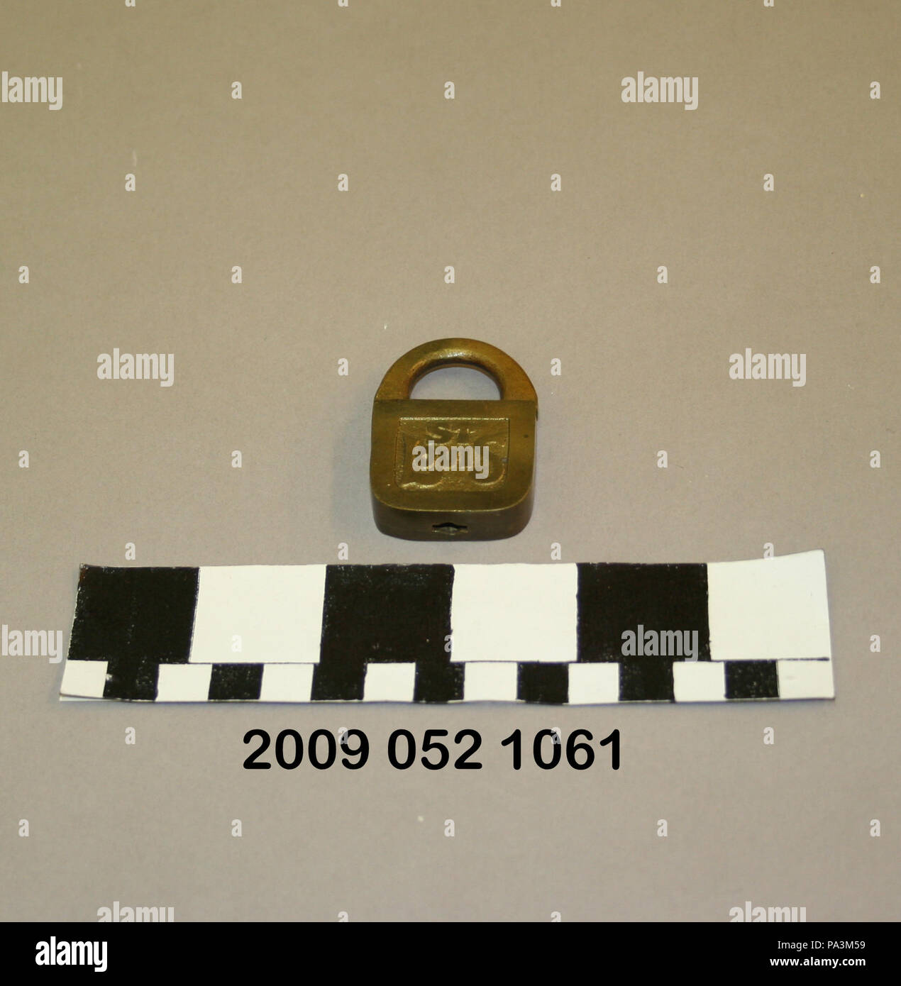 232 Brass St. Louis Padlock From the 1904 World's Fair Stock Photo - Alamy