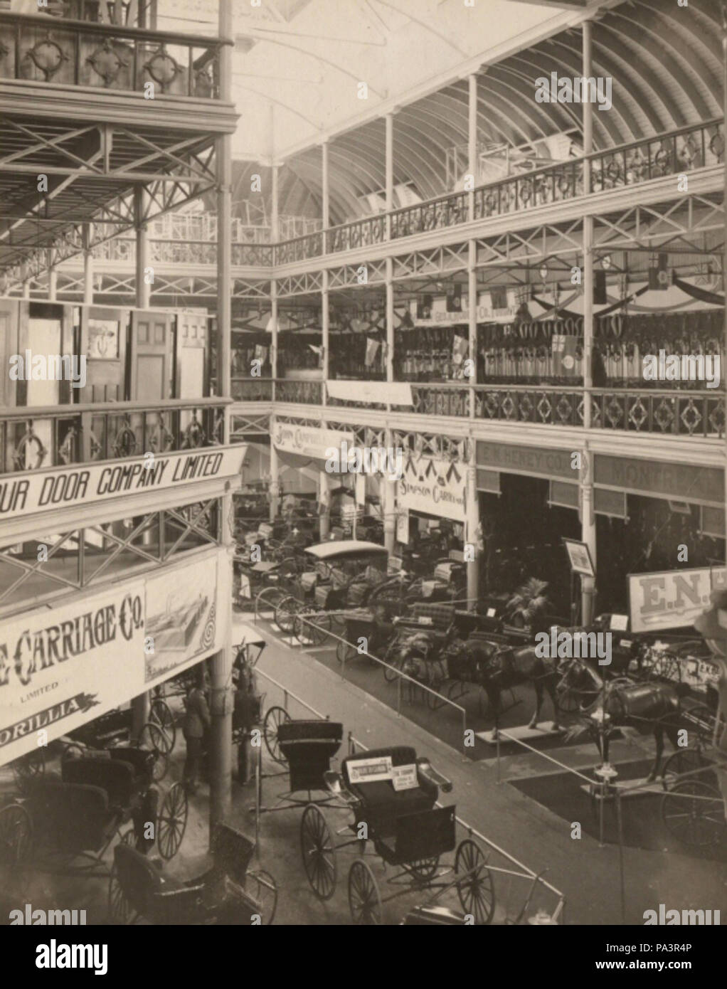 Transportation systems architecture hi-res stock photography and images ...