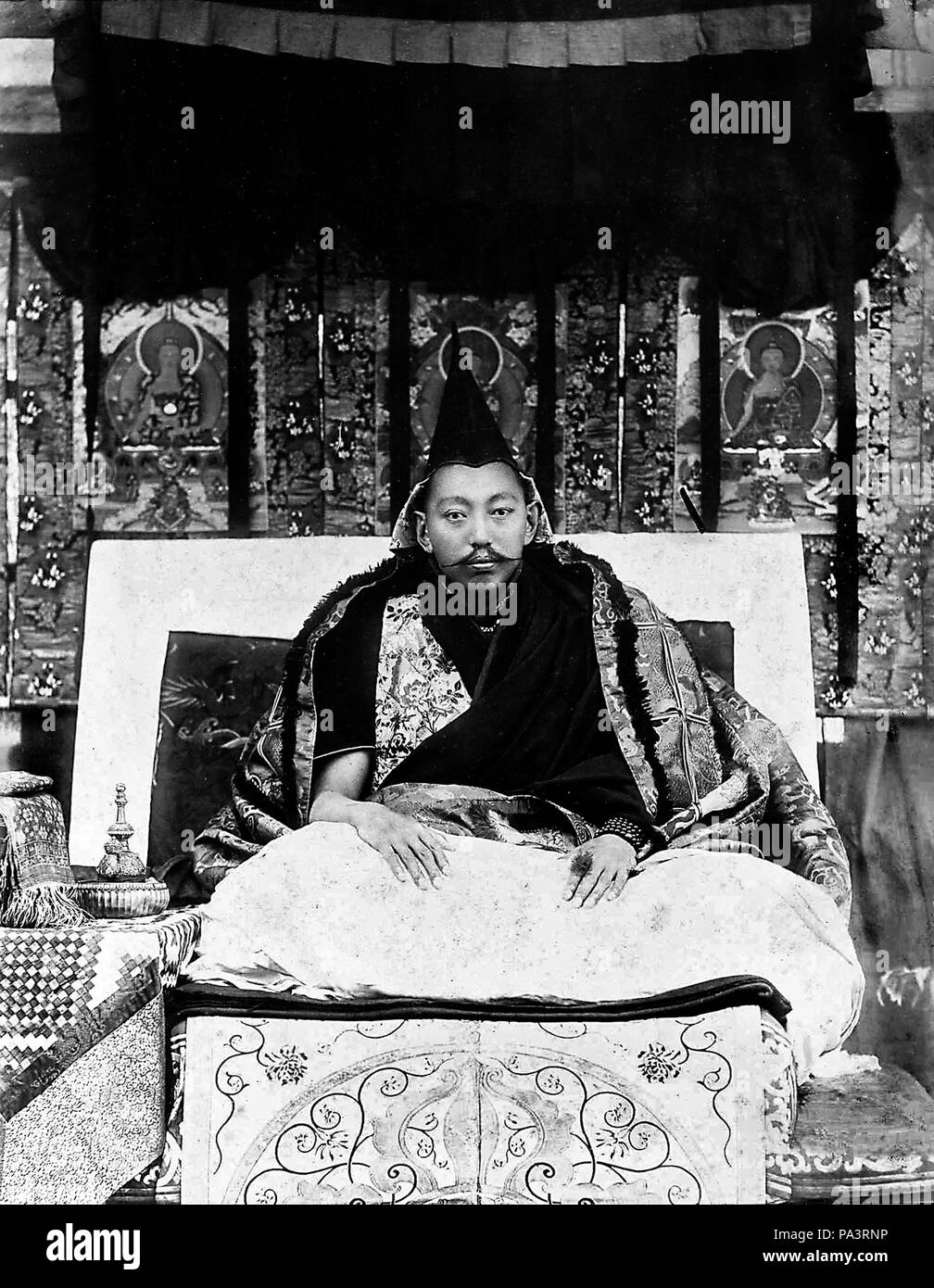 . English: Thubten Gyatso, the 13th Dalai Lama . 1910 or before 16 ...