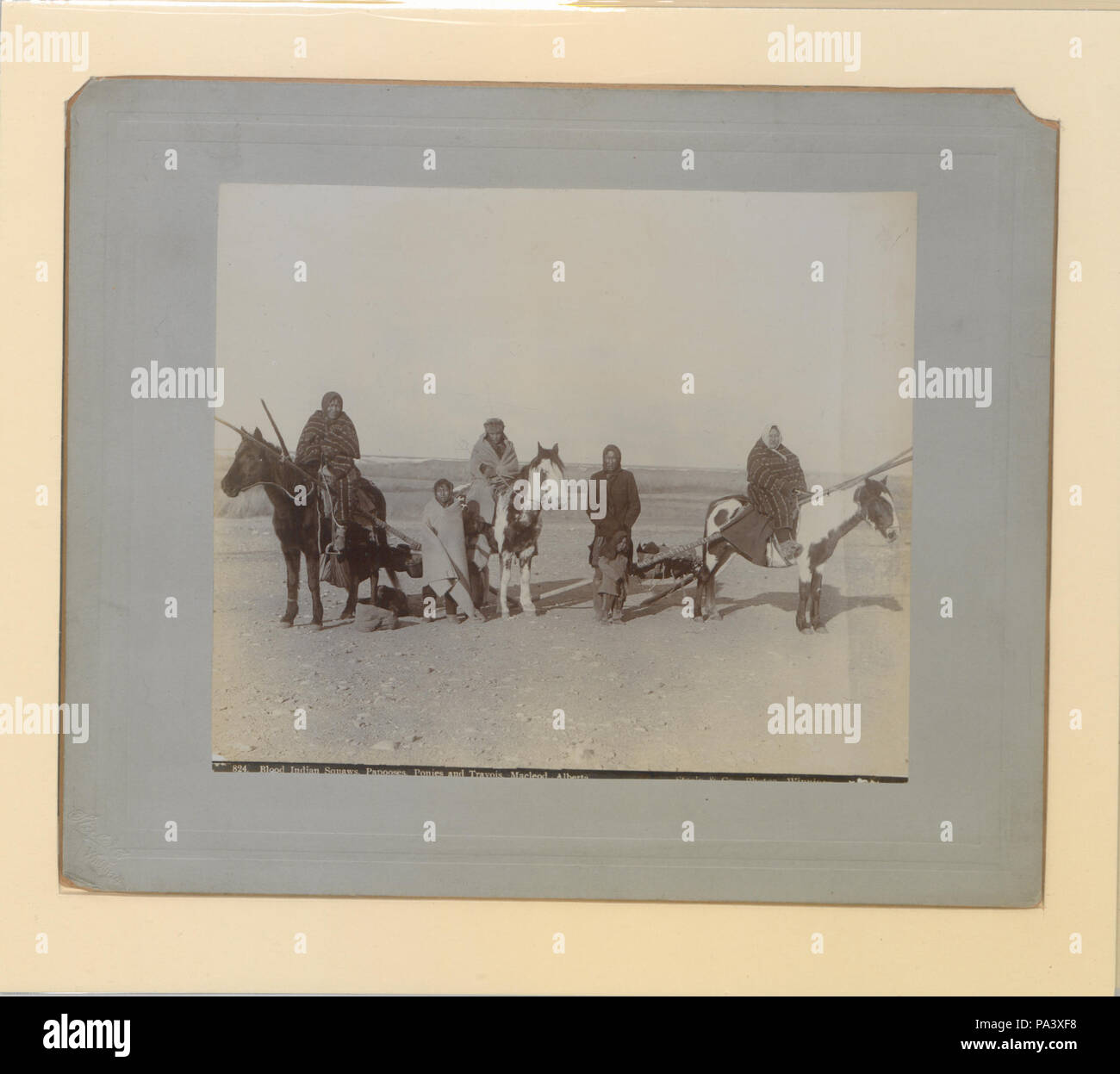 Indian squaws hi-res stock photography and images - Alamy