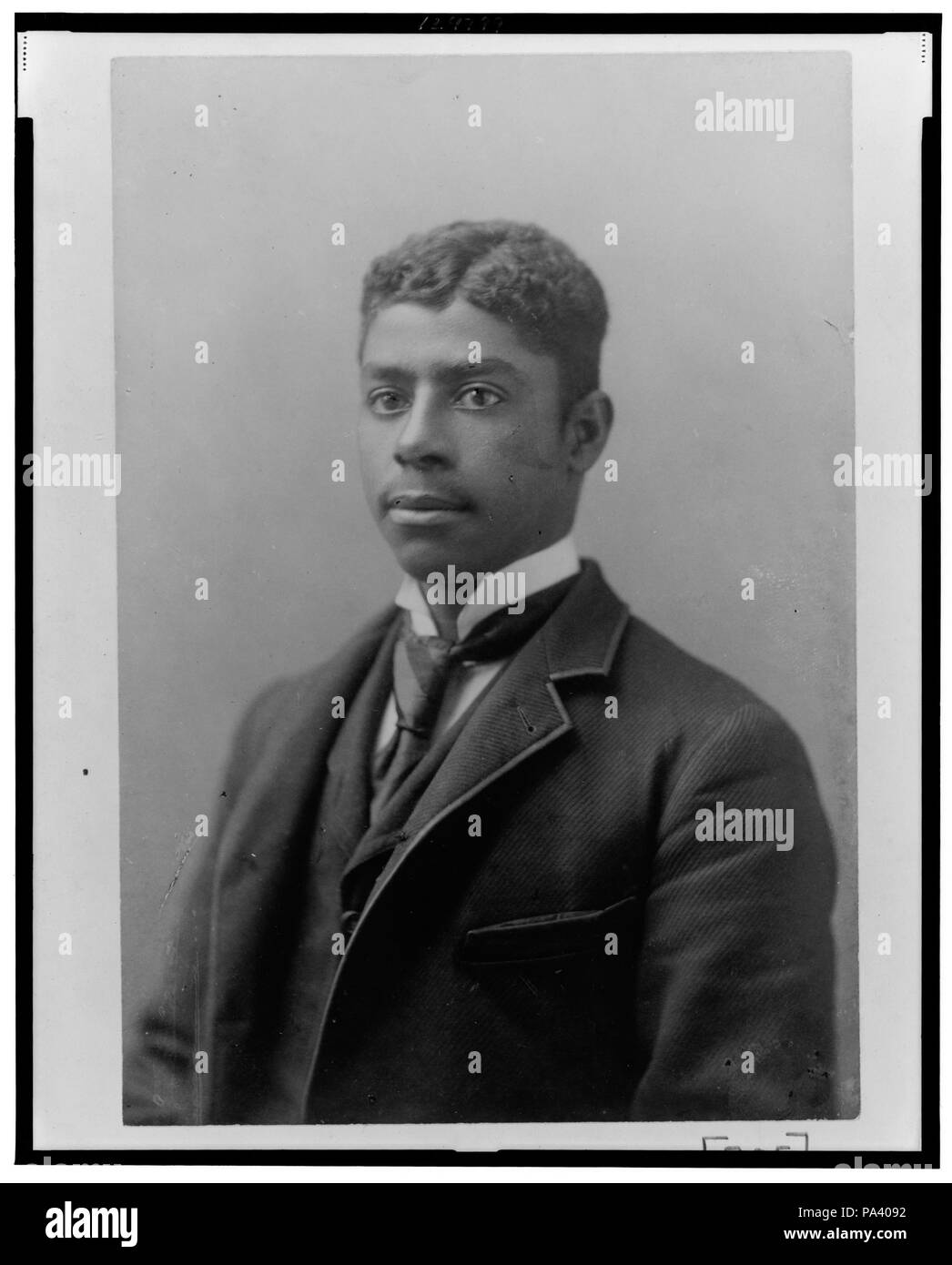 Left facing man hi-res stock photography and images - Alamy