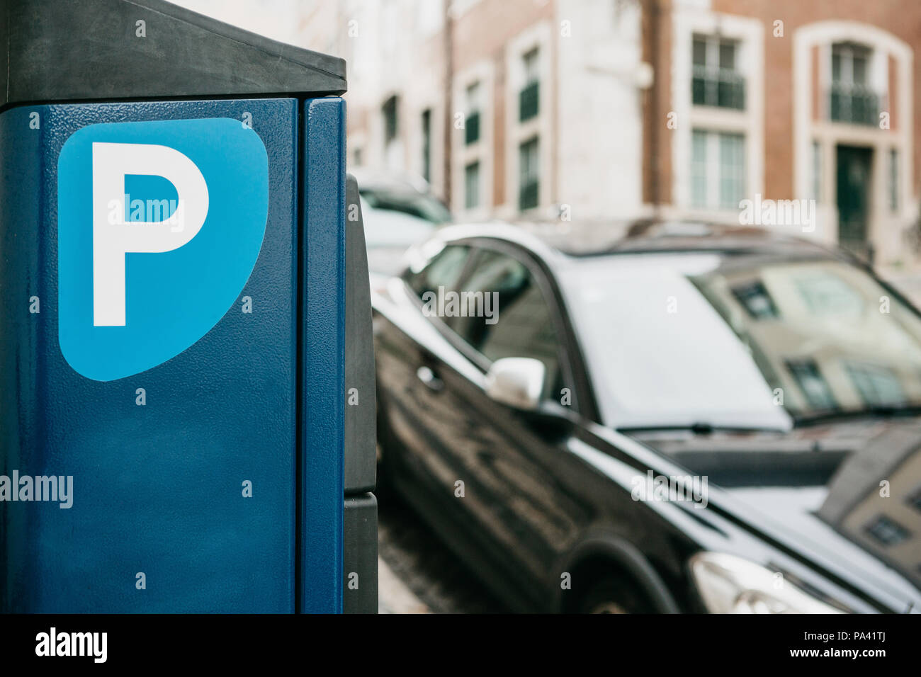 Automatic parking ticket machine hi-res stock photography and images ...