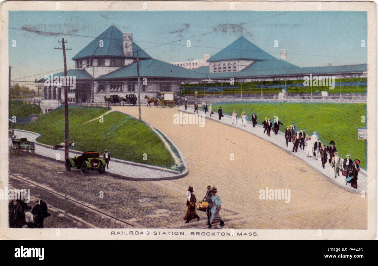 Old brick train station hi-res stock photography and images - Alamy