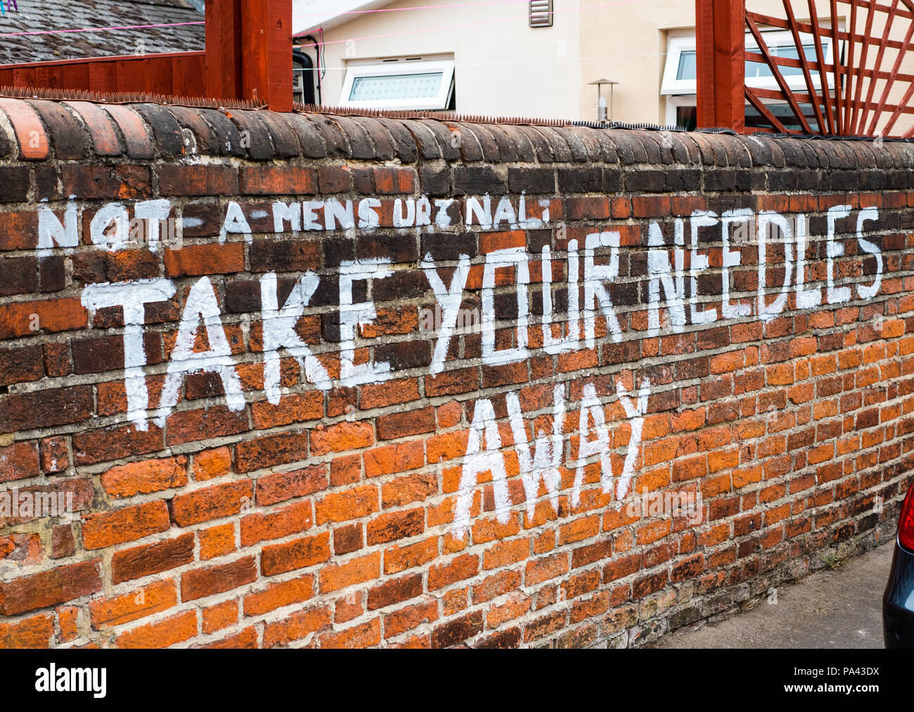 Drug graffiti hi-res stock photography and images - Alamy