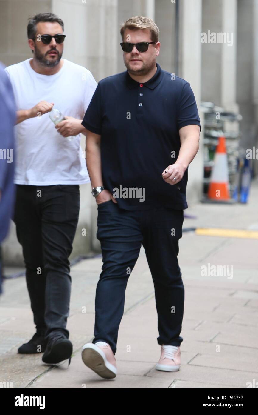 James cordon show hi-res stock photography and images - Alamy