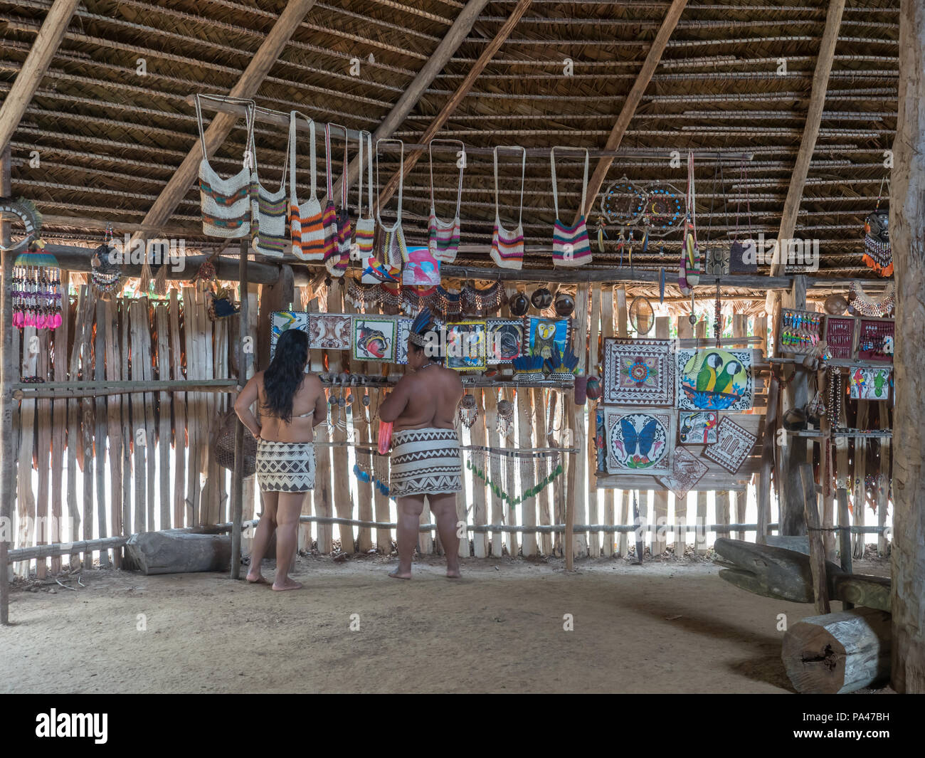 Indigenous rainforest tribesman hi-res stock photography and images - Alamy