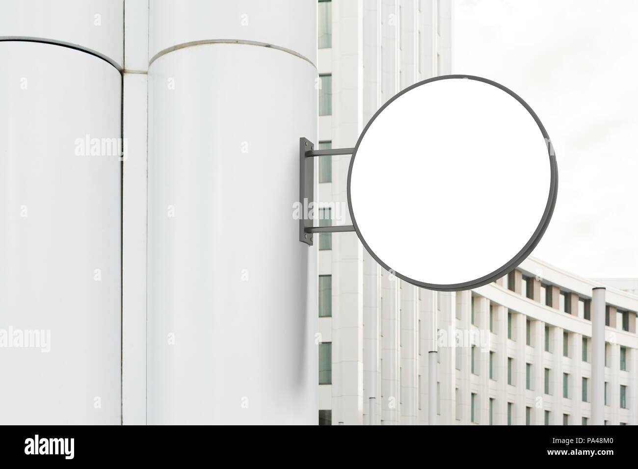 Round signage hi-res stock photography and images - Alamy