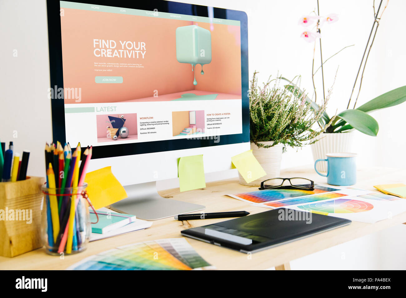 Graphic design studio creativity tutorials Stock Photo - Alamy