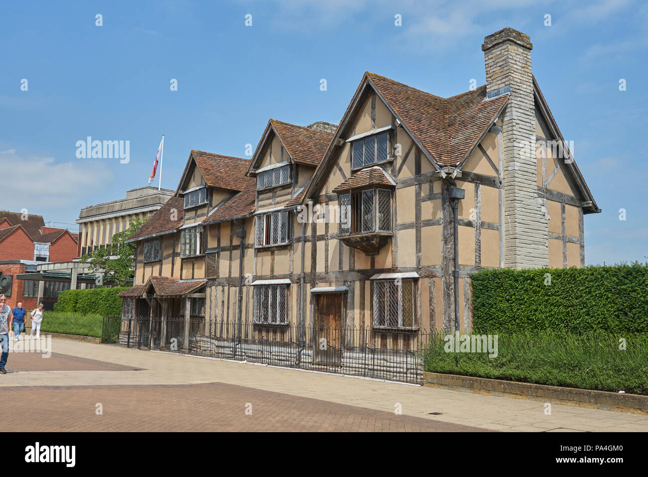 Shakespeares birthplace stratford hi-res stock photography and images ...